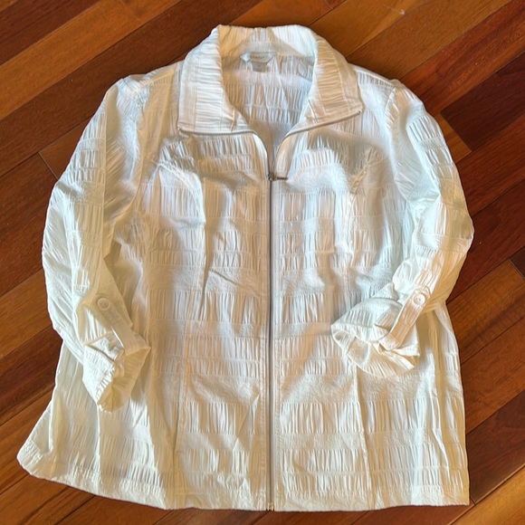 Jackets & Coats | White Light Weight Beautiful Jacket | Poshmark